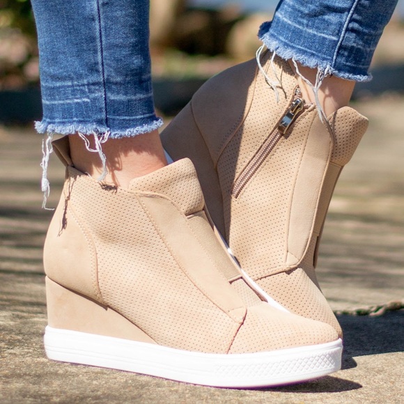 CCOCCI | Shoes | Nwt Boutique Zoey Wedge Sneakers In Oatmeal | Poshmark